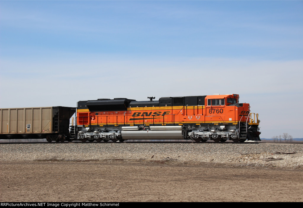 BNSF 8760 - DPU